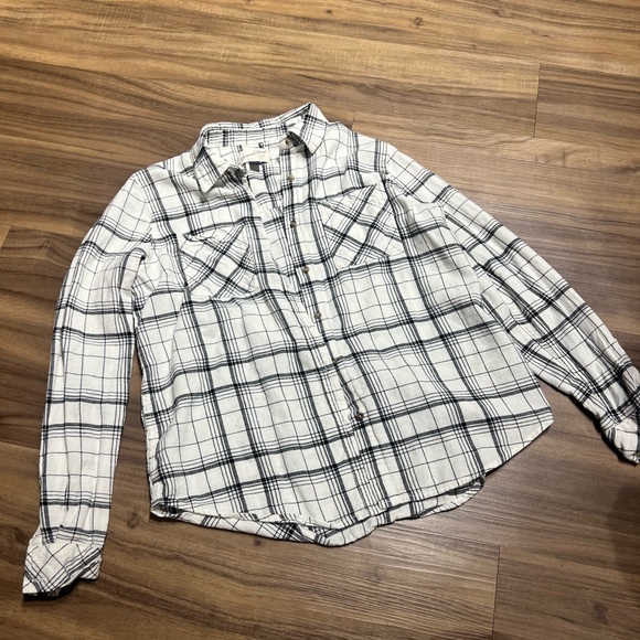 Universal Thread | Tops | Universal Thread Black And White Flannel ...